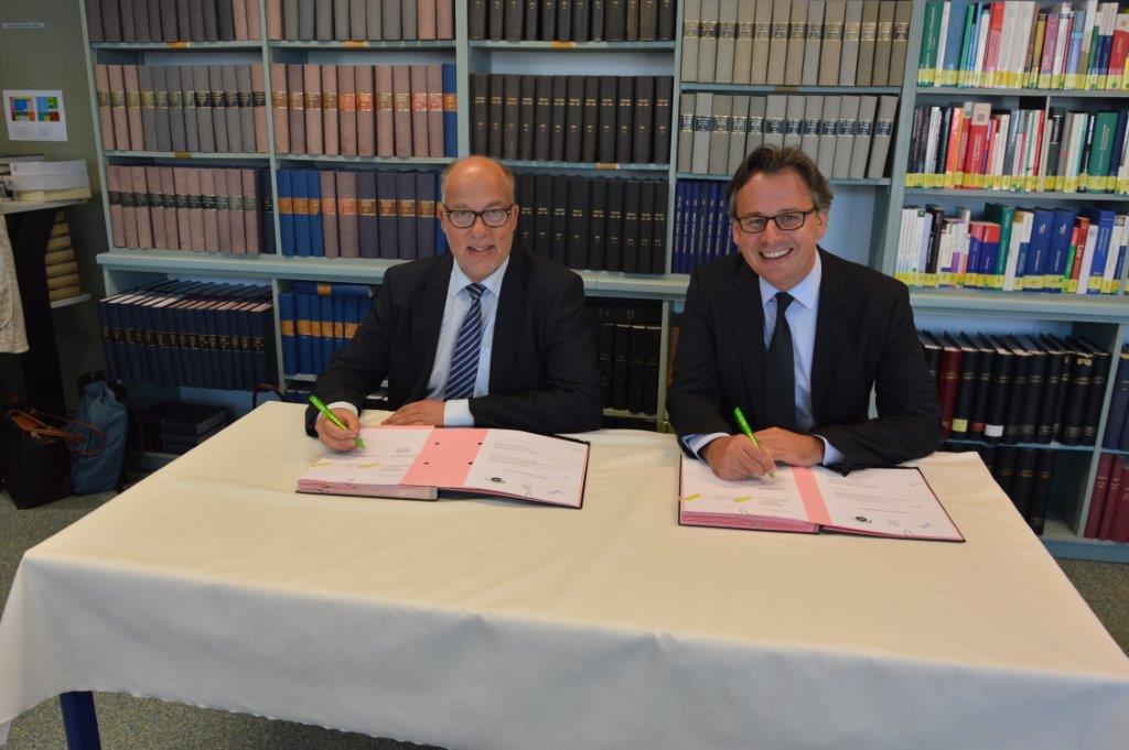 Signature of a cooperation agreement with the Intellectual Property ...